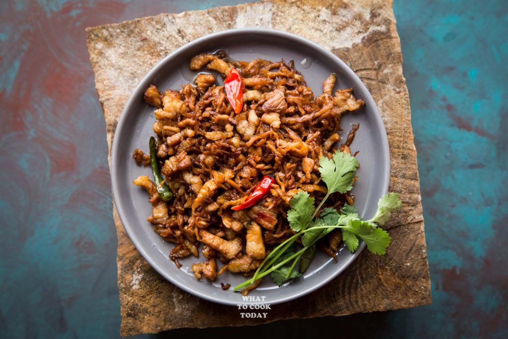 Stir-fried Chai Poh with Pork Belly