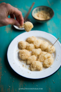 Easy Muar Chee / Peanut Mochi (Steamer, Stove-top, Microwave)