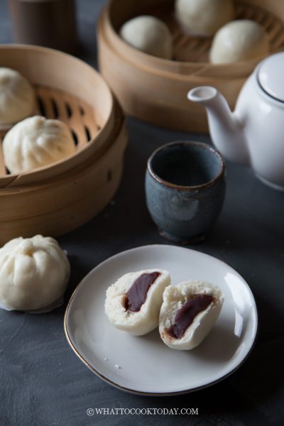 Dou Sha Bao (Red Bean Paste Steamed Buns)