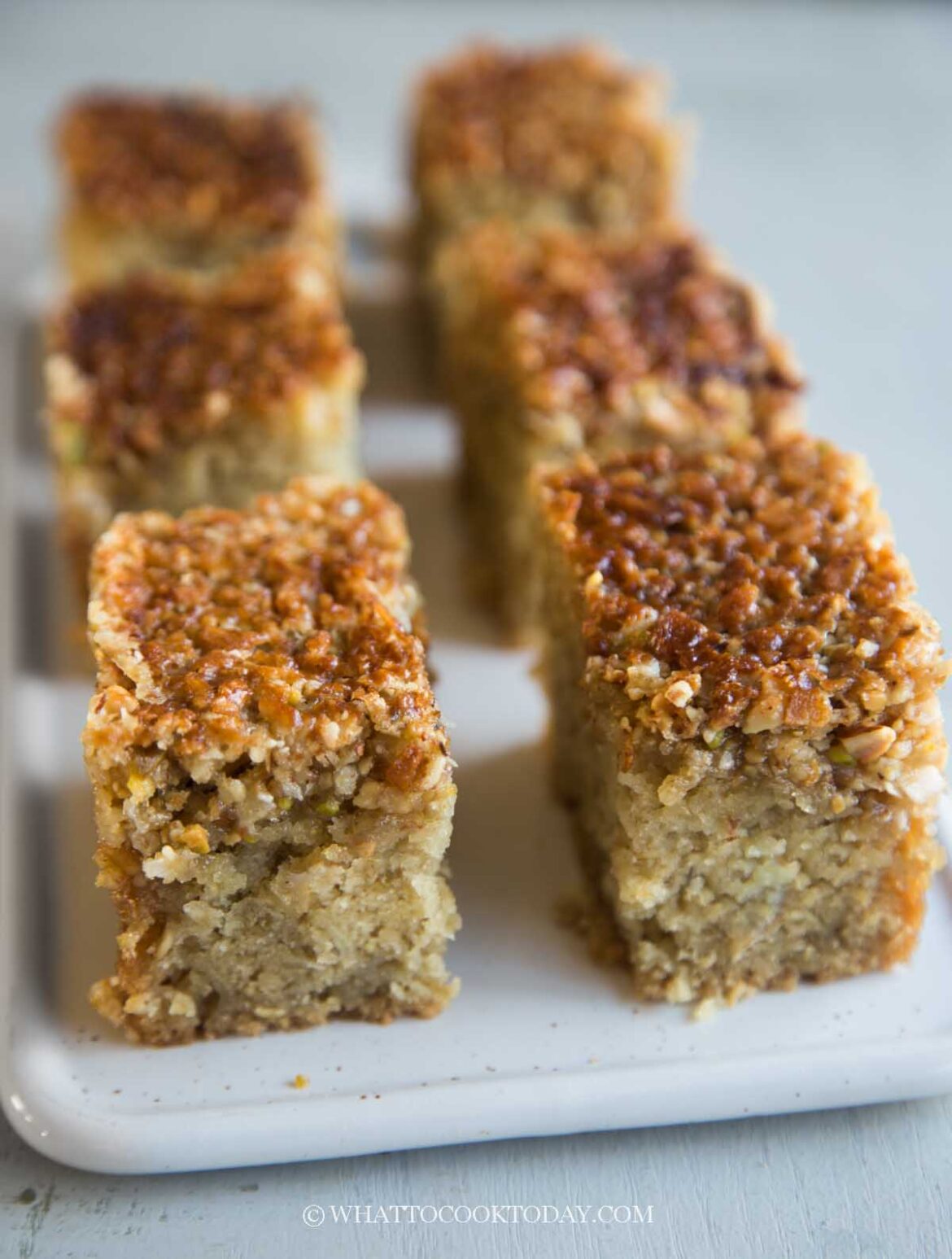 Old-fashioned Oatmeal Cake
