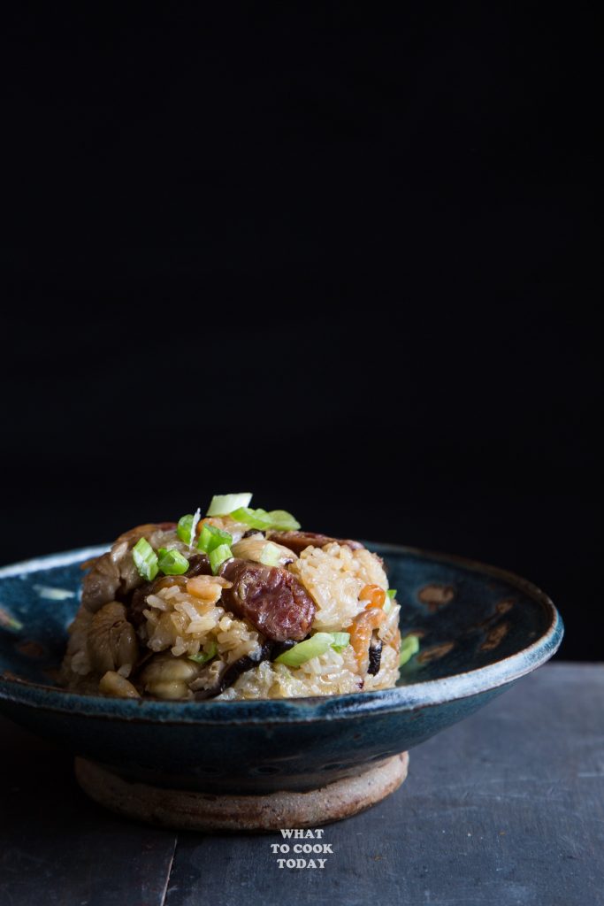 Easy Pressure Cooker Lo Mai Gai (Steamed Sticky Rice with Chicken)