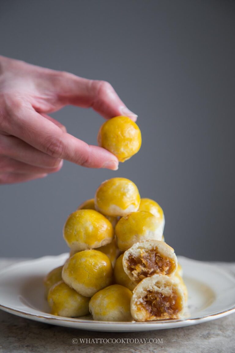 Chinese New Year Pineapple Tart (Kue Nastar)