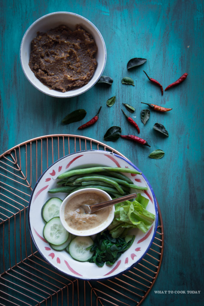 Pecel (Indonesian peanut sauce for salad)