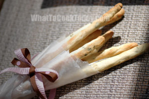 FEED MY BABY: ROSEMARY BREAD STICKS