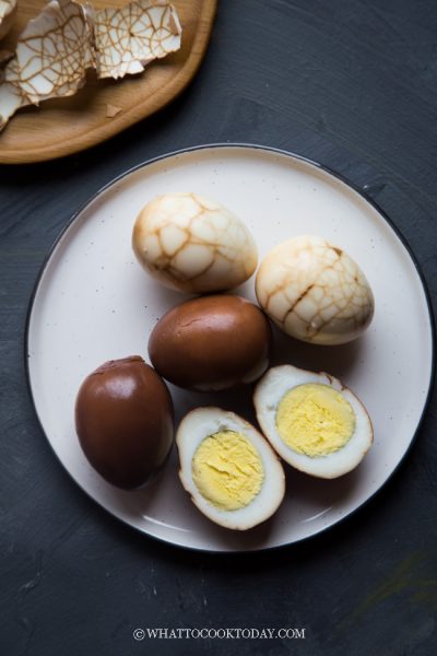 Telur Pindang (Indonesian Braised Hard-boiled Eggs)