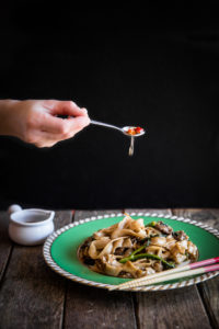 Thai Rad Na (Thai Stir-fried Flat Rice Noodles with Gravy)