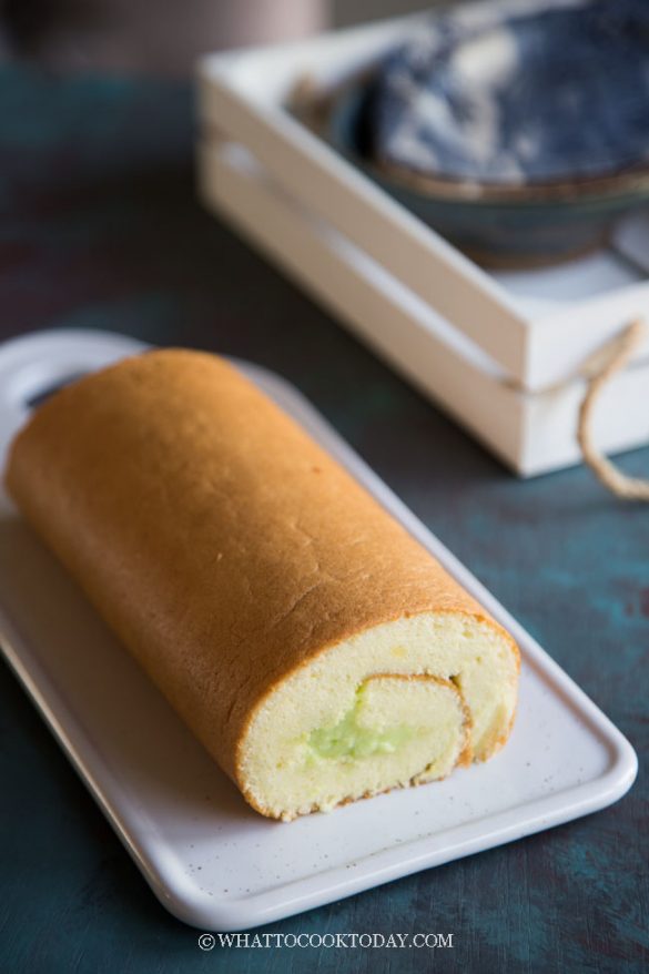 Pandan Kaya Swiss Roll (Bolu Gulung Kaya)