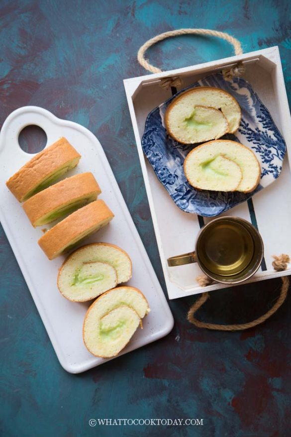 Pandan Kaya Swiss Roll (Bolu Gulung Kaya)