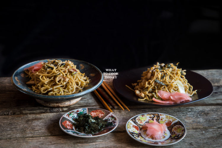 Easy Yakisoba (Japanese Stir-fried Noodles with Pork and Vegetables)
