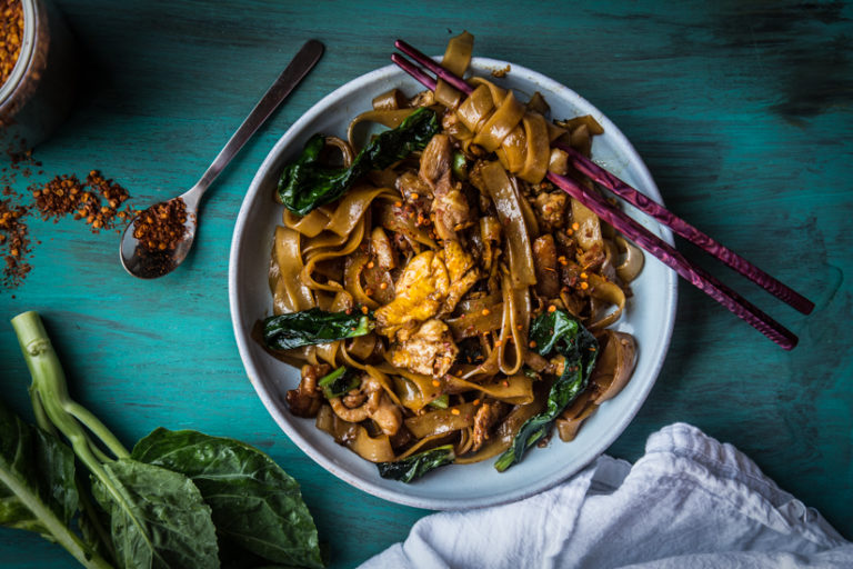 Pad See Ew (Thai Stir-fried Rice Noodles)