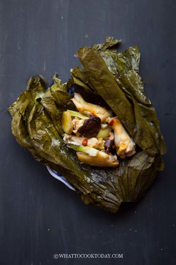 Steamed Chicken in Lotus Leaves ( 荷 葉 蒸 雞)