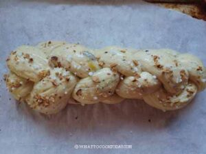 Pulla/Nisu/Nisua (Finnish Cardamom Coffee Bread)- with sourdough option