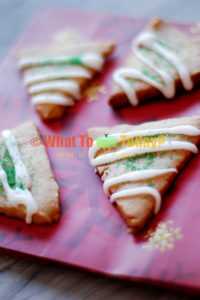 GINGERBREAD TREES WITH LEMON ICING