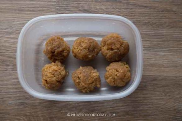 Soft Fluffy Chinese Steamed Buns with Coconut Filling