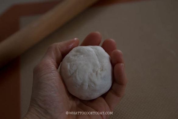 Soft Fluffy Chinese Steamed Buns with Coconut Filling