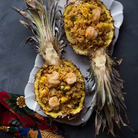 Thai Pineapple Fried Rice (Khao Pad Sapparod)