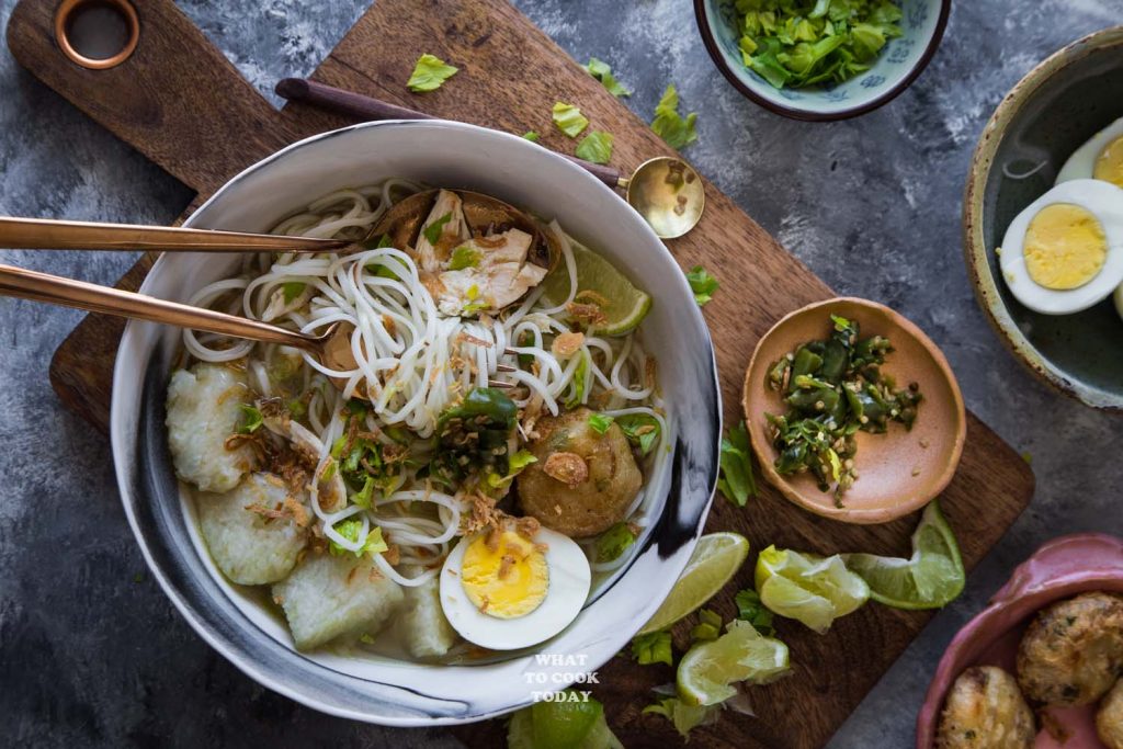 Soto Banjar (South Kalimantan Chicken Noodle Soup)