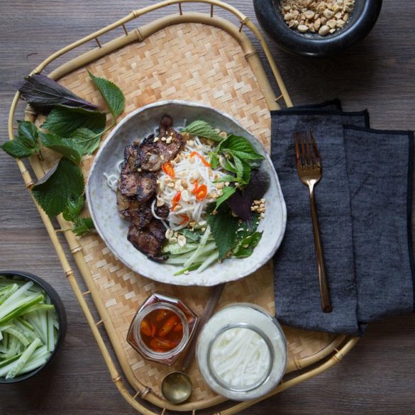 How To Make Cambodian Lort Cha (Stir-fried Rice Pin Noodles)