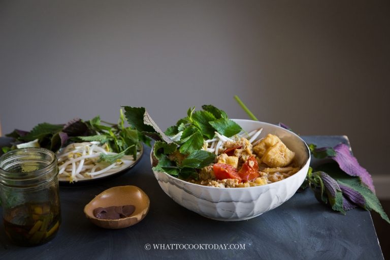 Easy Delicious Bun Rieu Cua (Vietnamese Crab Noodle Soup)