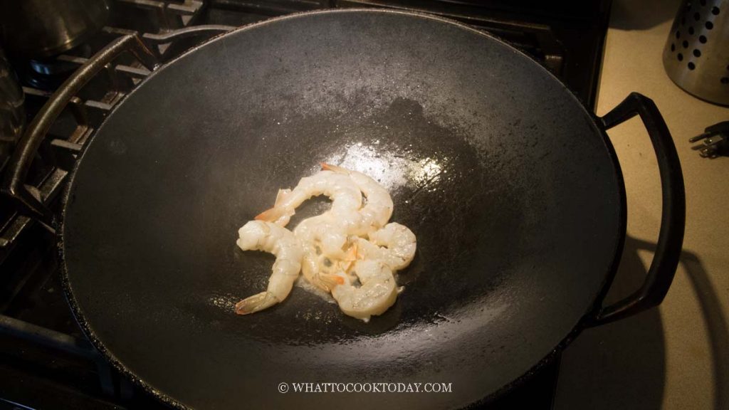 Stir-fried Mee Tai Mak / Bee Tai Mak / Loh Shi Fun (Rice Pin Noodles)