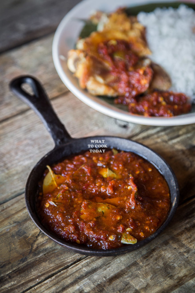 Smashed chicken / Ayam penyet