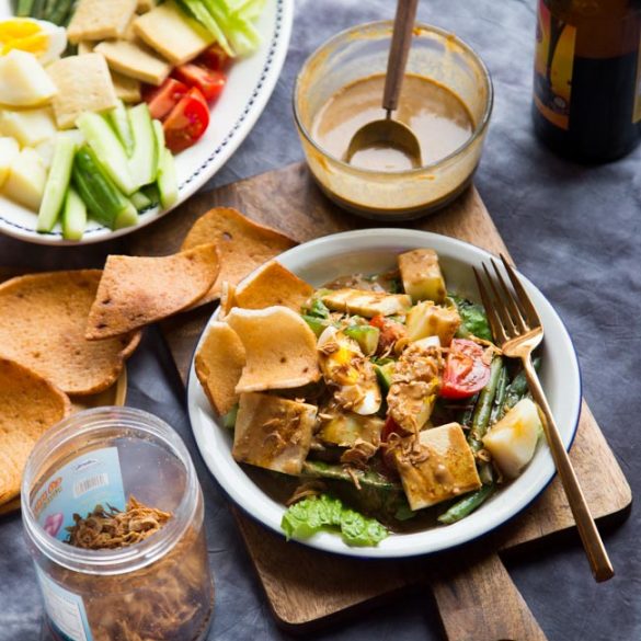 Cap Chay (Cap Cay) / Indonesian Stir-fried Vegetable