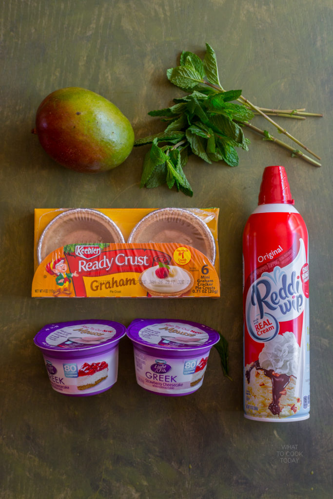 Effortless mini mango strawberry shortcake pies - What To Cook Today