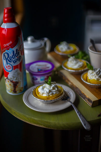 Effortless mini mango strawberry shortcake pies - What To Cook Today