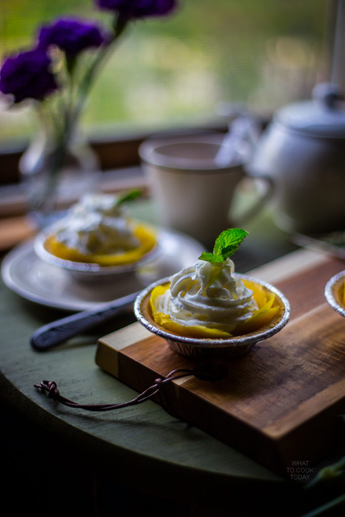 Effortless mini mango strawberry shortcake pies - What To Cook Today