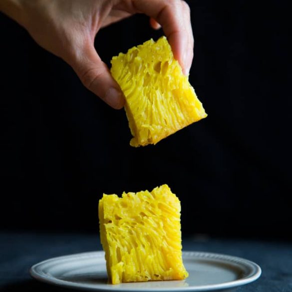 Kuih Kosui / Kue Lumpang (2 Flavors - No Alkaline Water)