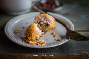 Woo Kok (Fried Taro Puff)