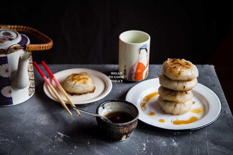 Pan-fried Chives Cake Dumplings