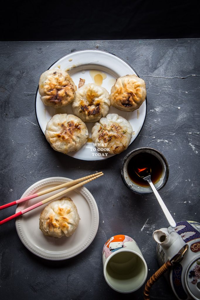 Pan-fried Chives Cake Dumplings