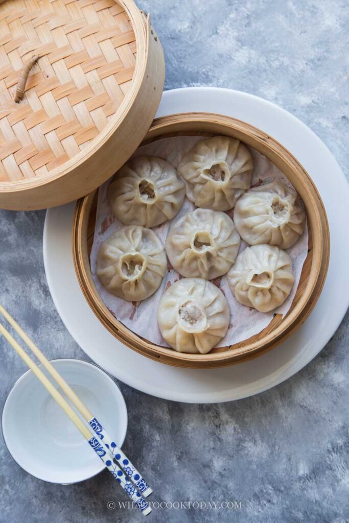 Shanghai Soup Dumplings / Xiao Long Bao