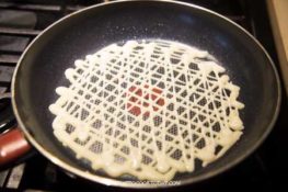How To Make Roti Jala (Net Crepes) - No special dispenser needed
