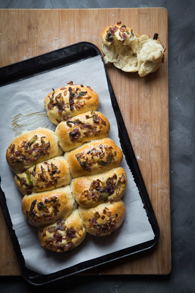 Roti Bawang Medan (Tang Zhong Method)