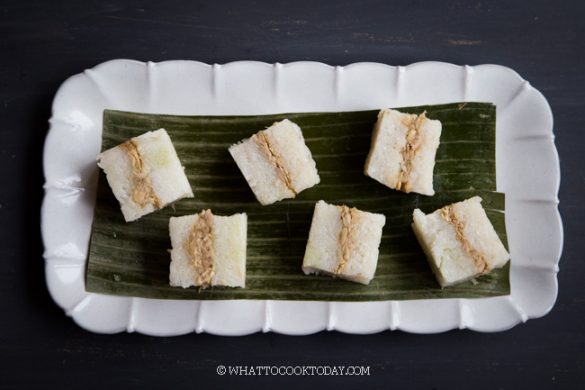 Easy Lemper Ayam (Sticky Rice with Chicken Floss)