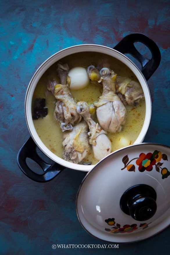 Opor Ayam (Instant Pot or On The Stove)