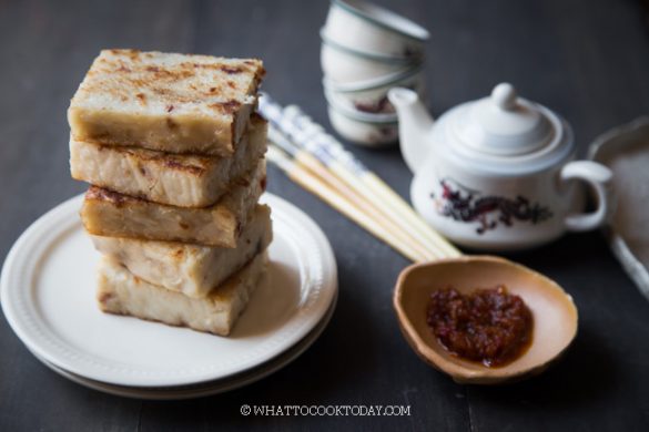 Chinese Turnip Cake (Lo Bak Go)