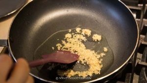 How To Cook Nyonya Fish Maw Soup (Hu Pioh / Yu Piu Soup)