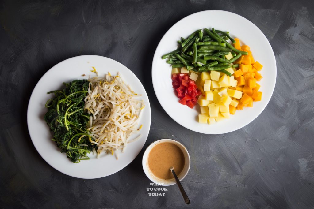 Lotek (Sundanese Vegetable Salad with Peanut Dressing) - What To Cook Today