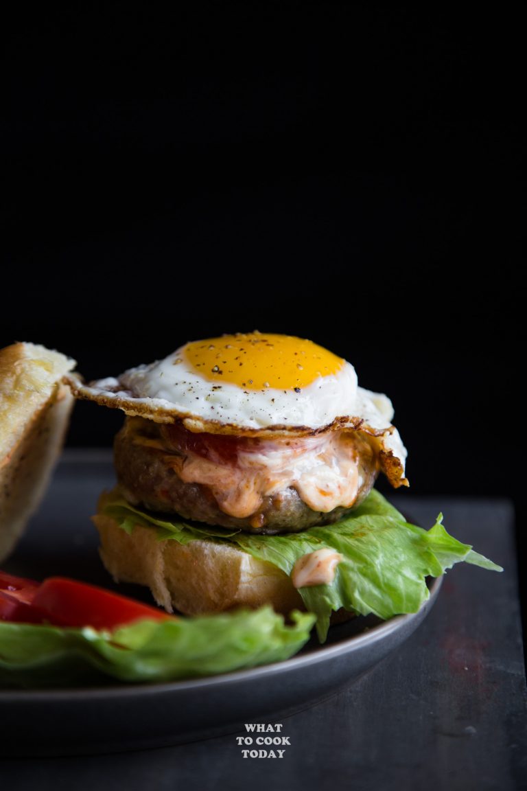 Burger Daging Sapi (Indonesian Beef Burger) - What To Cook Today