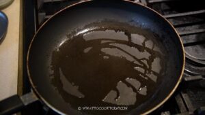 Wat Tan Hor Fun (Cantonese Fried Flat Rice Noodles with Egg Gravy)