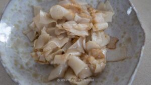Wat Tan Hor Fun (Cantonese Fried Flat Rice Noodles with Egg Gravy)