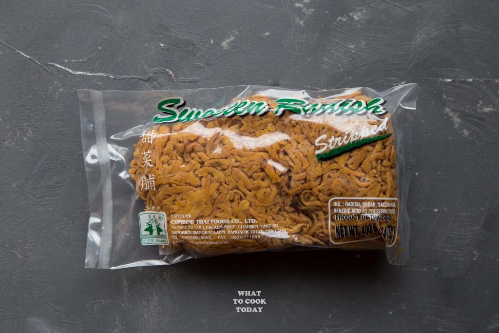 Chai Poh Neng (Preserved Radish Omelet) - What To Cook Today