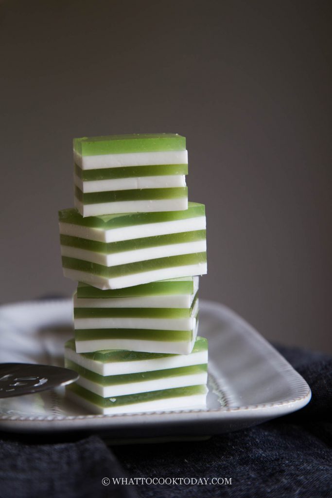 Coconut Pandan Agar Agar Layered Jelly Cake (Agar Agar Santan Lapis)