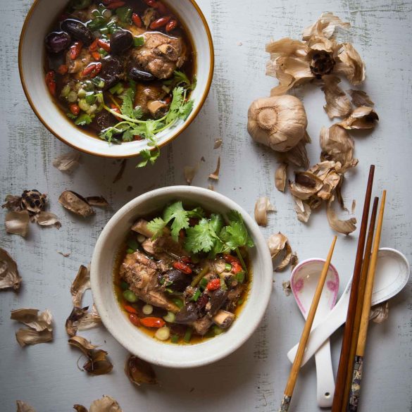 Chinese Apple Pork Ribs Soup (Instant Pot, Slow Cooker, Stove-top)