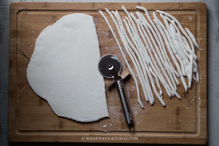 Khao Piak Sen (Lao Tapioca Noodle Chicken Soup) - What To Cook Today