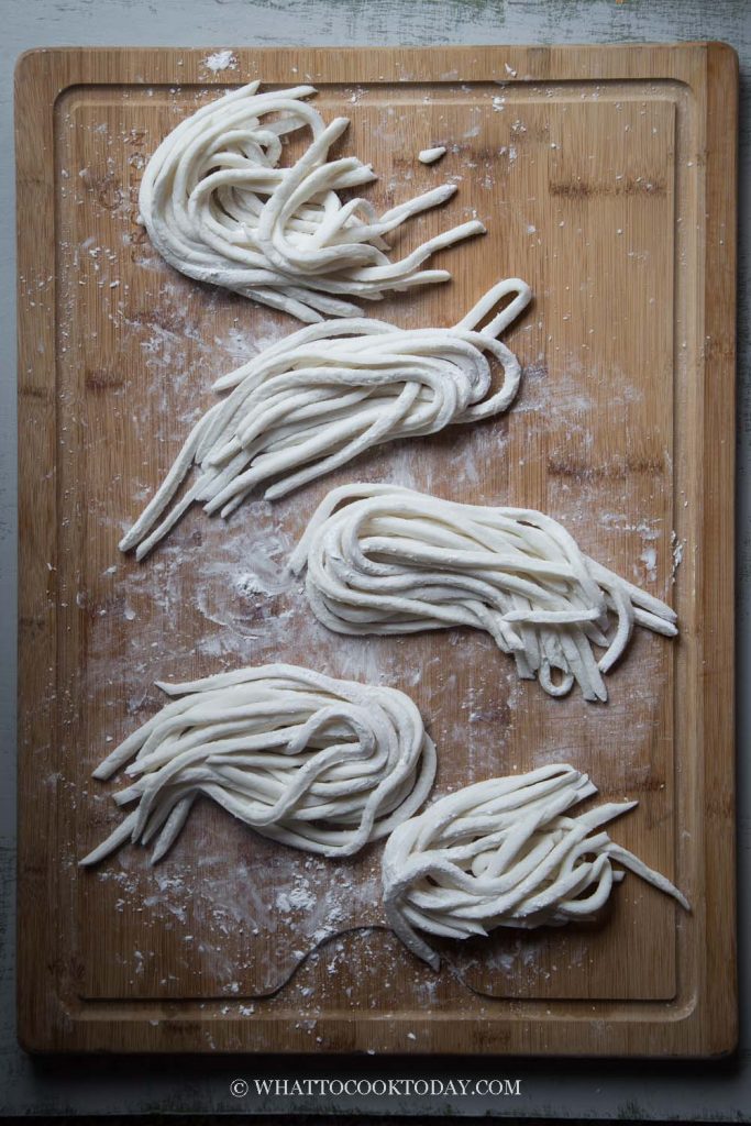 Khao Piak Sen (Lao Tapioca Noodle Chicken Soup) - What To Cook Today