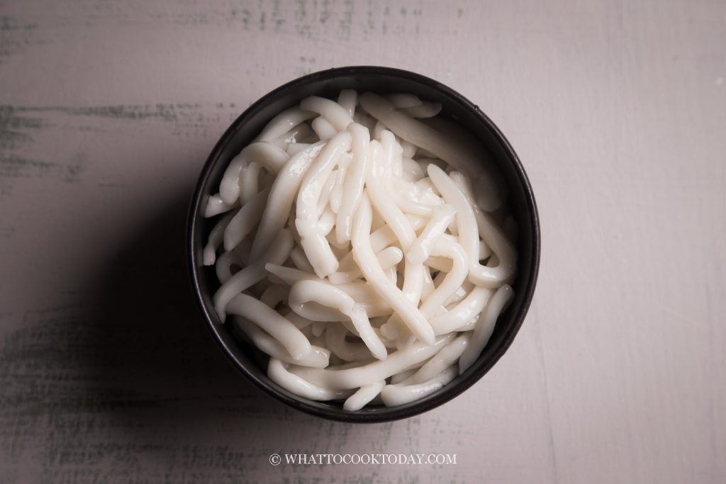 Khao Piak Sen (Lao Tapioca Noodle Chicken Soup) - What To Cook Today